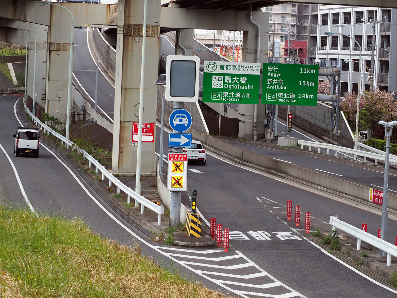 Driving a motor vehicle in Japan | Traffic rules - Real estate in Tokyo ...